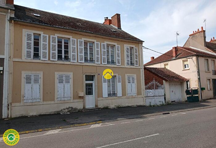 Lurcy-Lévis : Maison 5 pièces à vendre