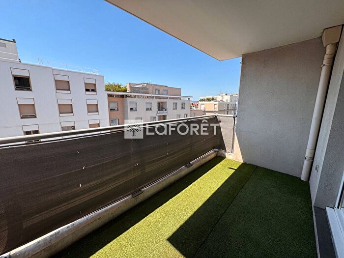 Appartement 3 pièces à louer - Ferrandière Maisons-Neuves, Villeurbanne
