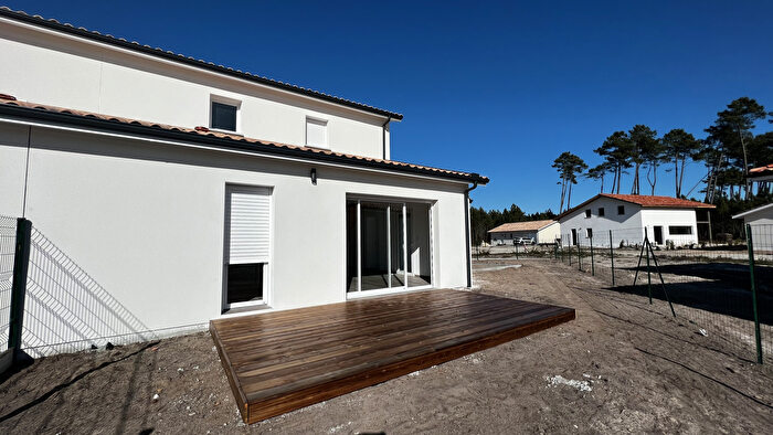 Maison 4 pièces à Vielle-Saint-Girons, à louer
