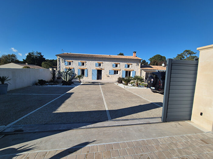 Maison à vendre - Saint-Palais-sur-Mer - 6 pièces - 4 chambres