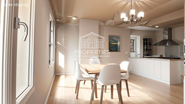 Bormes-les-Mimosas, Centre-ville, Le Pin : Appartement 3 pièces à vendre