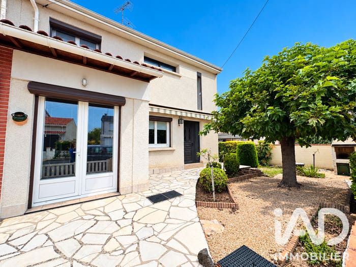 Maison 4 pièces à Saint-Juéry, à vendre