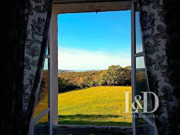 Maison à vendre - Saint-Pée-sur-Nivelle - 12 pièces - 9 chambres