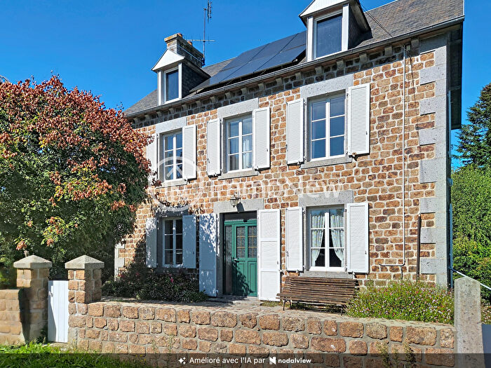 Le Grand-Celland : Maison 5 pièces à vendre