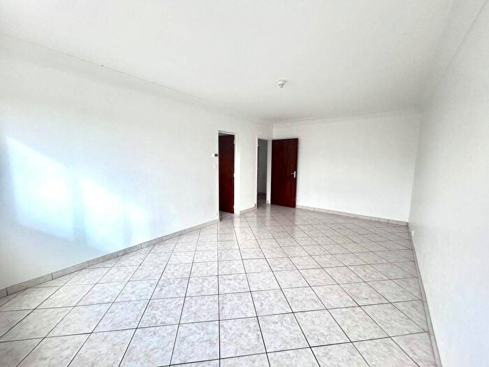 Appartement 3 pièces à Ouest, Trélissac, à louer