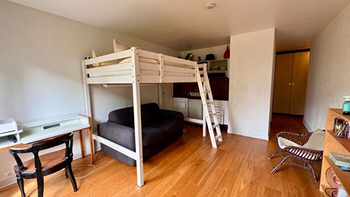 Appartement à louer - Nogent-sur-Marne, Beauté Baltard - 1 pièce - 1 chambre