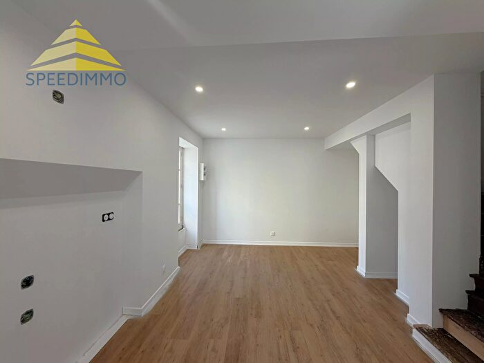 Mandres-les-Roses : Appartement 3 pièces à vendre