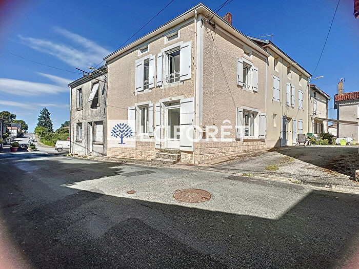 Maison à louer - Neuvy-Bouin - 3 pièces - 2 chambres