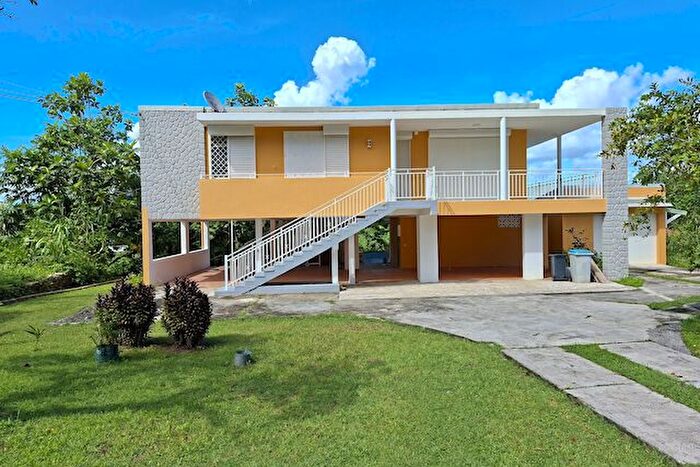 Maison à louer - Petit-Bourg - 4 pièces - 3 chambres