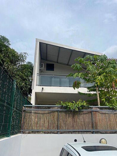La Possession, Boeuf Mort : Maison 4 pièces à louer