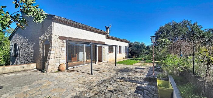 Maison à vendre - Carcès - 6 pièces - 5 chambres