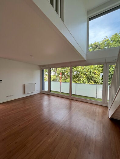 Appartement à louer - Mérignac, Capeyron - 5 pièces - 4 chambres