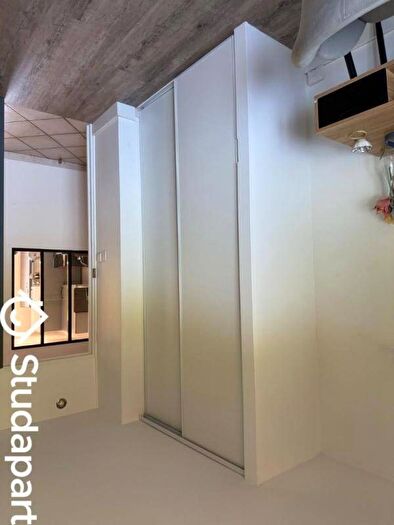 Appartement à louer - Bron Centre-Le Rafour - 1 pièce - 1 chambre