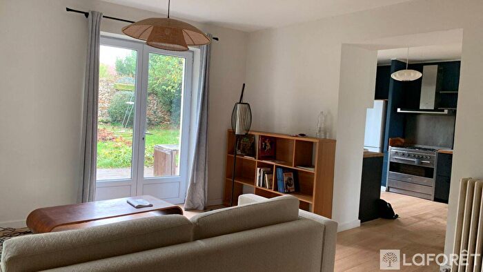 Maison à louer - Samois-sur-Seine - 7 pièces - 4 chambres