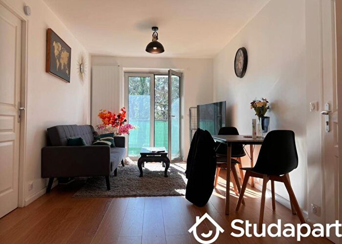 Appartement à louer - Avenue Nationale, Massy - 1 pièce - 2 chambres