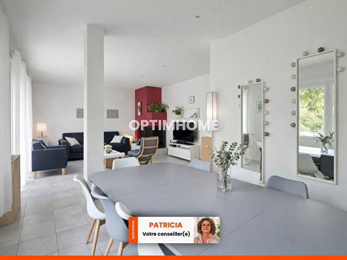 Sèvres, Beau-Site, Binelles, Renan, Chataîgneraie : Maison 10 pièces à vendre
