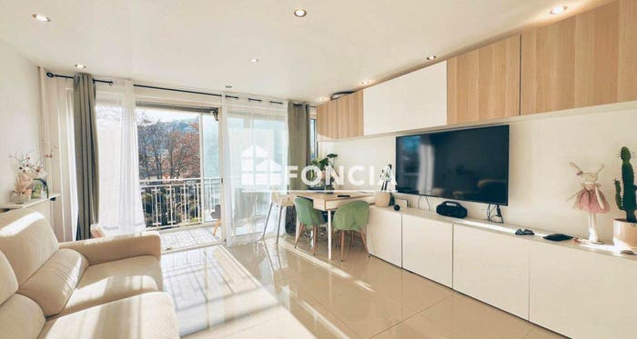 Appartement 3 pièces à louer à Le Centre Ville, Mandelieu-la-Napoule