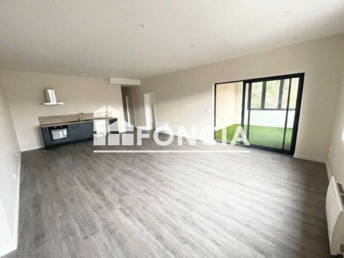 Appartement à louer - Boën-sur-Lignon - 3 pièces - 2 chambres