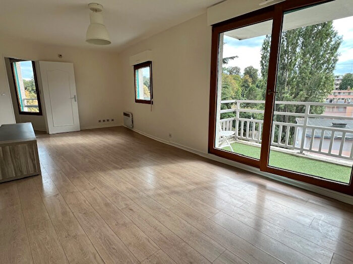 Appartement à louer - Saint-Germain-en-Laye, Coteaux du Bel-Air, Maison-Verte - 2 pièces - 1 chambre