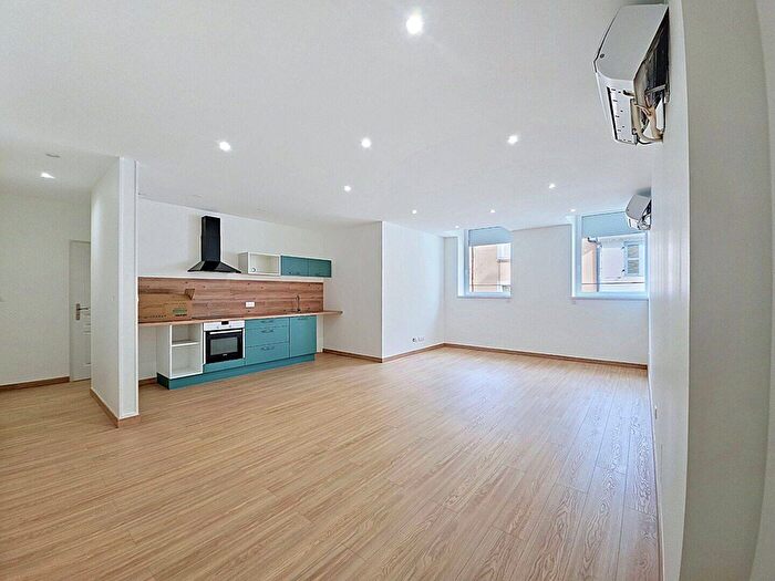 Appartement 4 pièces à Centre Ville, Bourg-en-Bresse, à louer