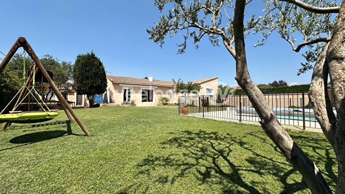 Maison 5 pièces à Entraigues-sur-la-Sorgue, à vendre