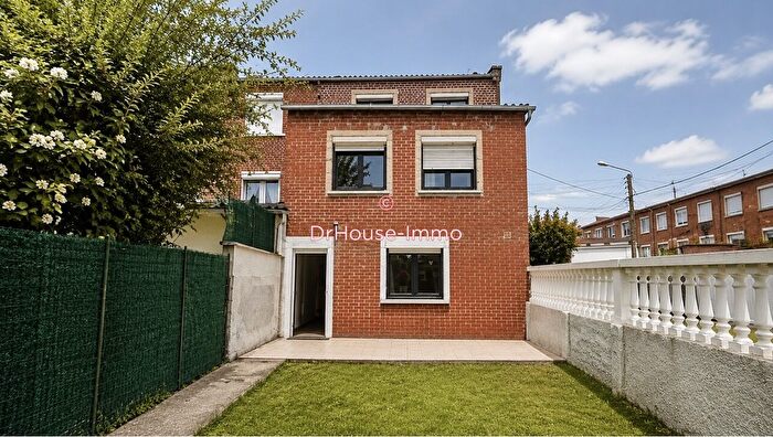 Maison 7 pièces à Saint-Saulve, à vendre