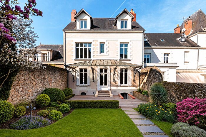 Maison à vendre - Nantes, Monselet - 8 pièces - 5 chambres