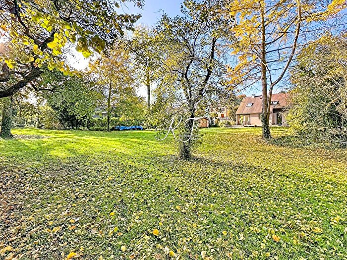 Maison à vendre - Jouy-le-Moutier, Jouy-le-Fontaine, Jouy-village - 5 pièces - 2 chambres
