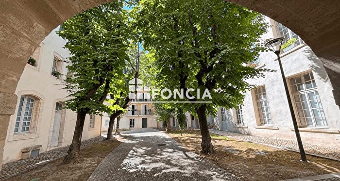 Appartement à vendre - Villeneuve-lès-Avignon, Centre-ville, Stade - 3 pièces - 2 chambres