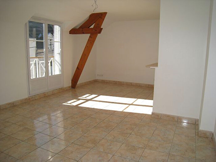 Appartement 3 pièces à Orléans, La Cigogne, à louer