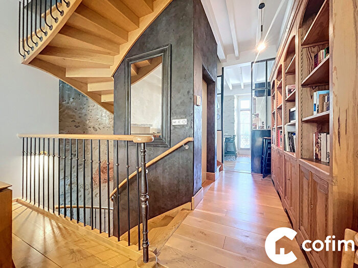 Maison à vendre - Bagnères-de-Bigorre - 5 pièces - 4 chambres