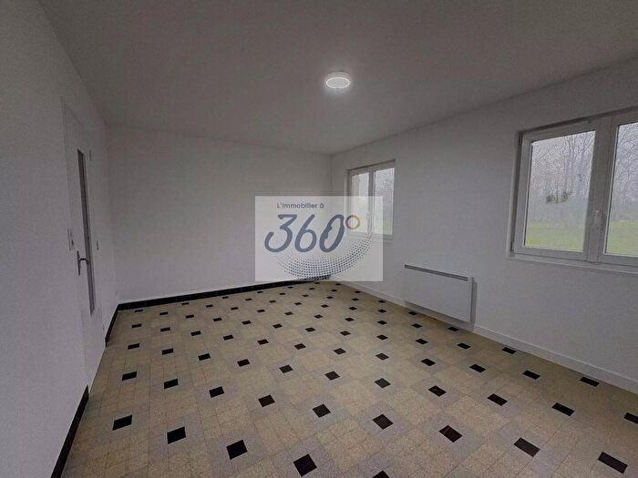 Appartement à louer - Chateaurenaud, Louhans - 4 pièces - 3 chambres