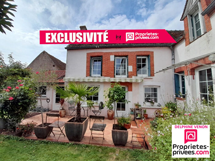 Maison à vendre - Saint-Benoît-sur-Loire - 4 pièces - 3 chambres