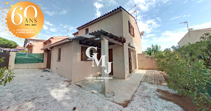 Maison à louer - Fréjus, La Tour de Mare - 3 pièces - 2 chambres