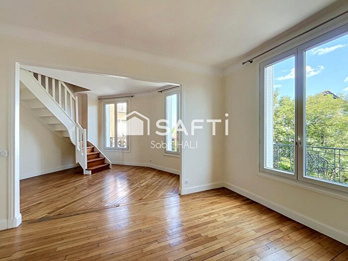 Appartement 4 pièces à Colombes, Agent Sarre, à vendre