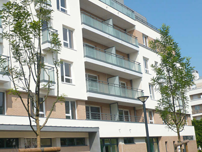 Cachan, Centre-ville : Appartement 3 pièces à louer