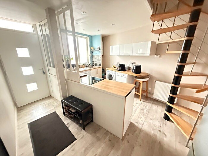 Maison à louer - Amiens, Etouvie - 4 pièces - 3 chambres