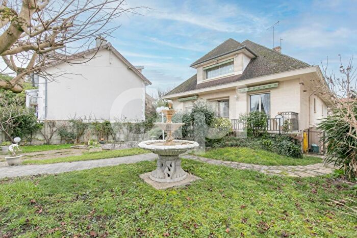 Maison à vendre - Bry-sur-Marne, Pépinière - 7 pièces - 5 chambres