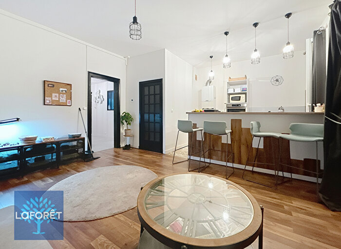 Appartement à vendre - Fougères, Centre-ville, Urbanistes - 5 pièces - 3 chambres