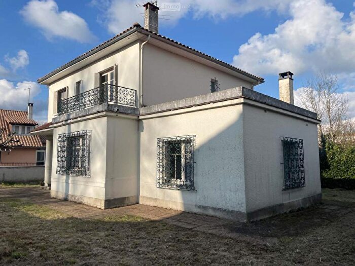 Maison à vendre - Ribérac - 4 pièces - 3 chambres