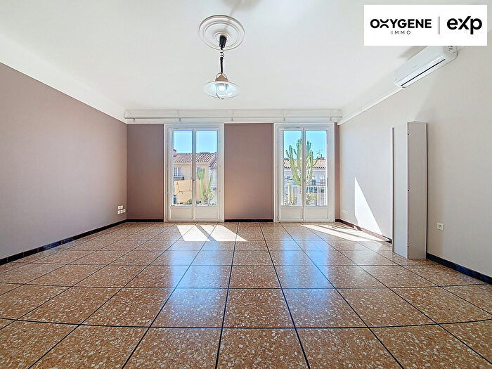Appartement à vendre - Perpignan, Les Remparts - 4 pièces - 3 chambres