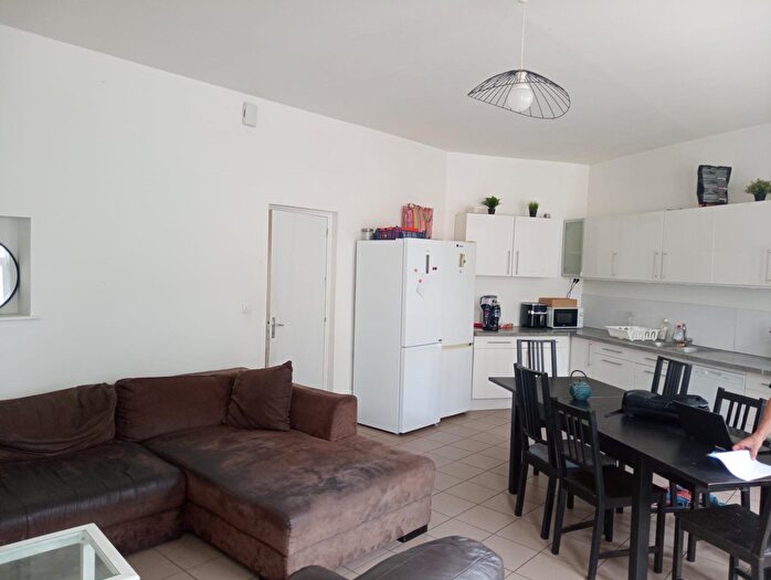Maison 9 pièces à Hellemmes-Lille, Hellemmes, Barrière, à vendre