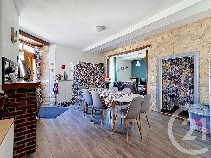 Maison 3 pièces à Thorigny-sur-Oreuse, à vendre