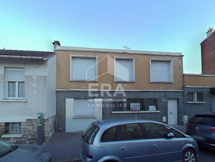 Maison à vendre - Saint-Ouen, Vieux Saint-Ouen - 5 pièces - 3 chambres