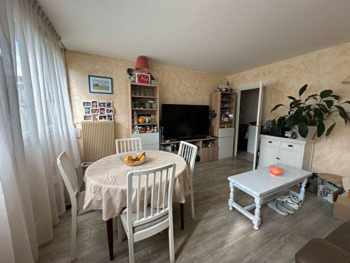 Appartement à vendre - Les Clayes-sous-Bois, Nord - 3 pièces - 2 chambres