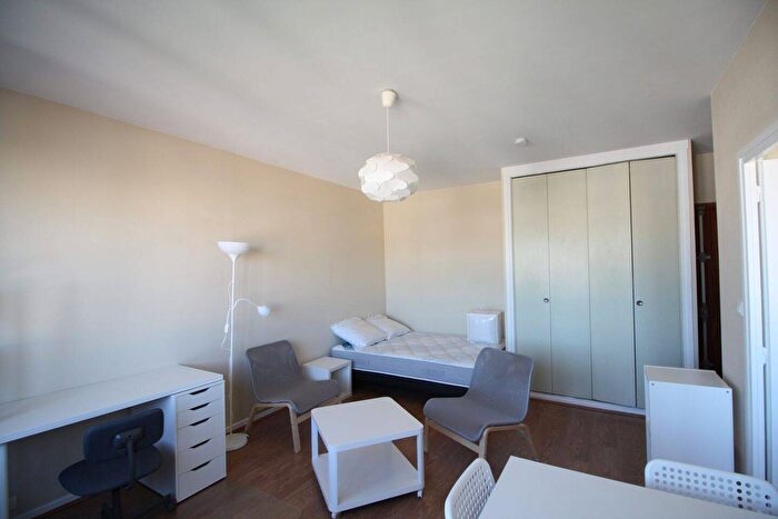 Appartement 1 pièce à Croix Luizet, Villeurbanne, à louer