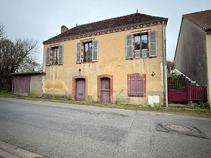 Maison à vendre - Sceaux-sur-Huisne - 2 pièces - 1 chambre