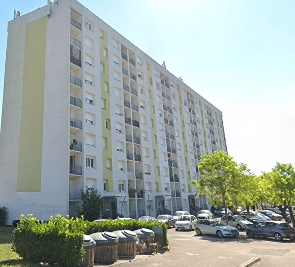 Ateliers SNCF, Chenôve : Appartement 3 pièces à louer