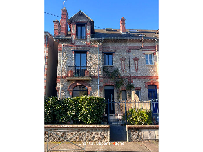Maison à vendre - Chartres, Hôtel Dieu, Grand Faubourg - 6 pièces - 4 chambres