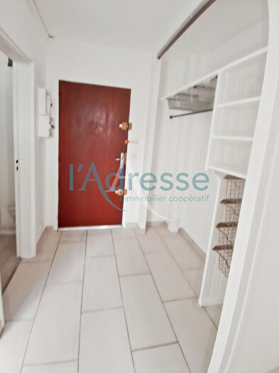 Appartement 1 pièce à Nanterre, Vieux Pont, à vendre